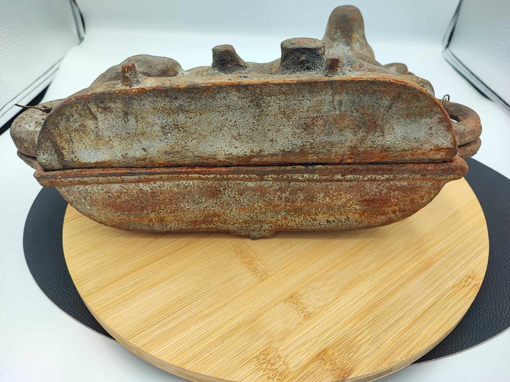 Pre-War Cast Iron Form for Mutton and Bread, 1890s for sale at Pamono