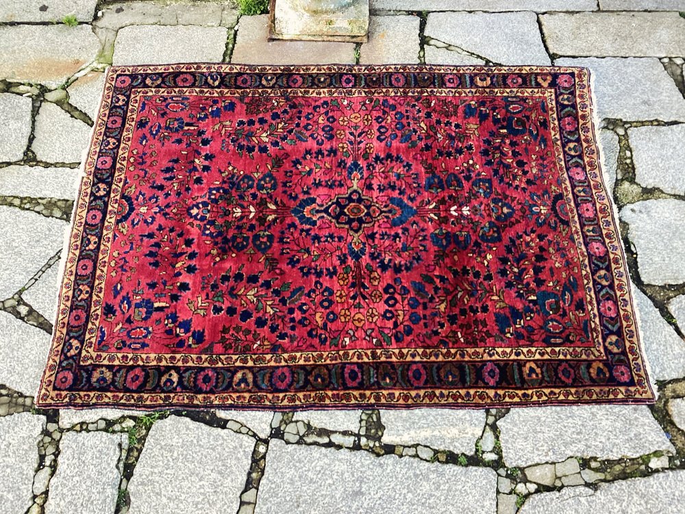Vintage Middle Eastern Rug for sale at Pamono