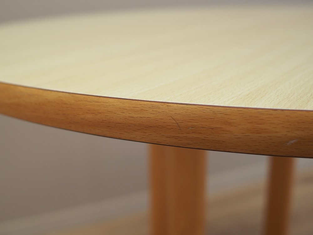 Danish Round Beech Coffee Table, 1990s for sale at Pamono