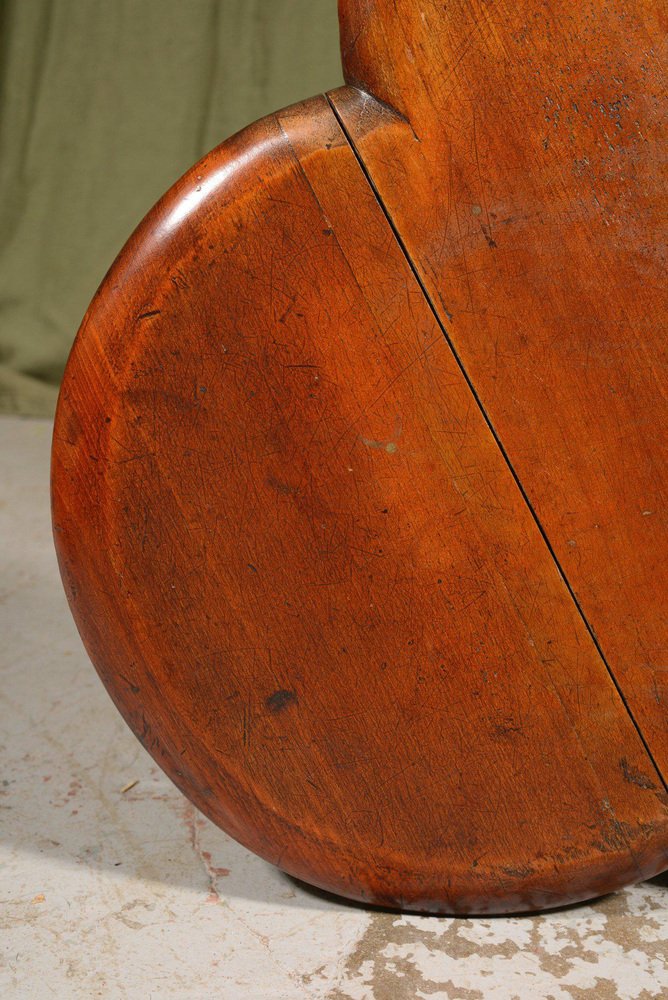Walnut Gypsy Bobbin Leg Side Table, 1850s for sale at Pamono
