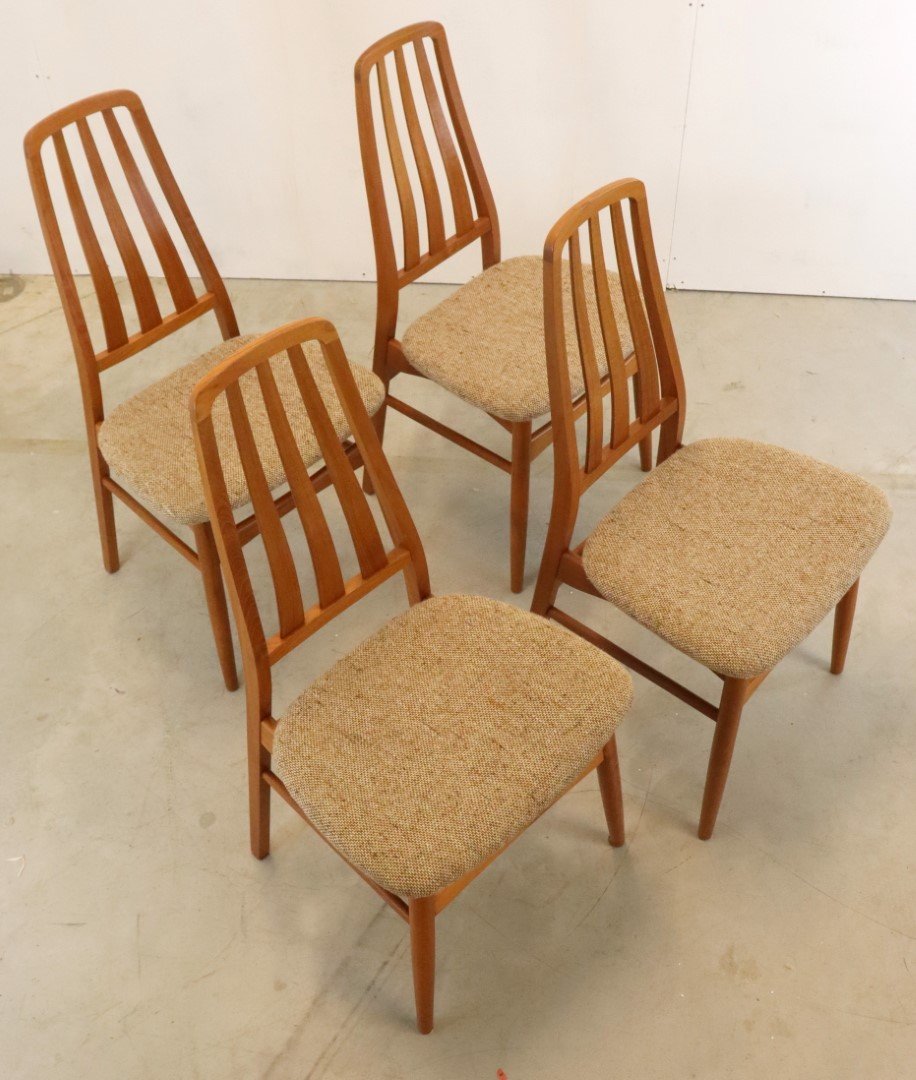 Vintage Dining Chairs from Vamdrup, Set of 4 for sale at Pamono