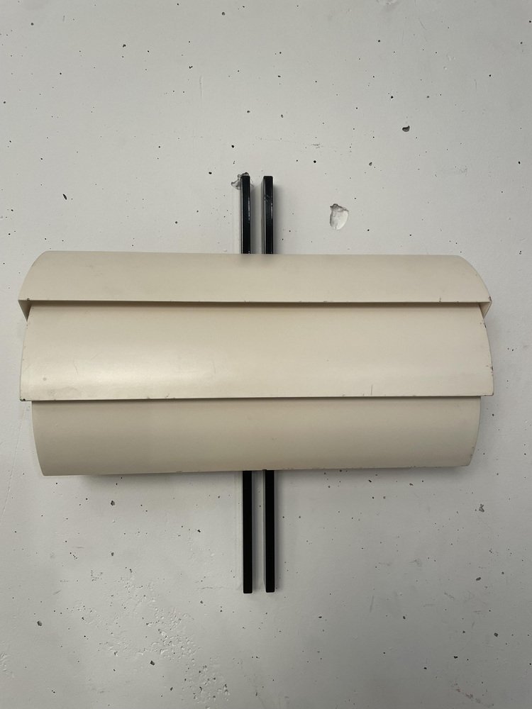 Stria Wandlampe von Ernesto Gismondi für Artemide, 1980er bei Pamono kaufen