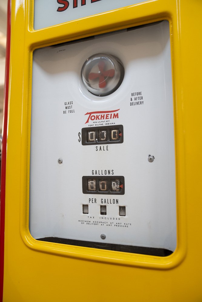 American Shell Petrol Station Pump, 1950s for sale at Pamono