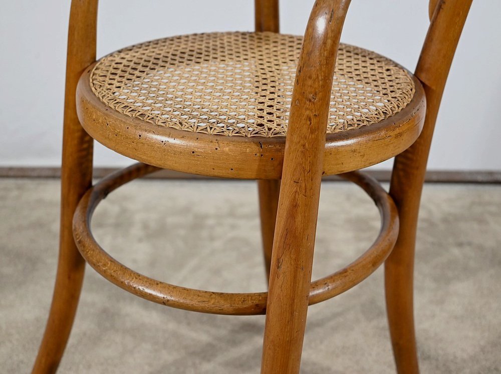 Früher 20. Jh. Kinderhochstuhl aus gebogener Buche von Michael Thonet ...