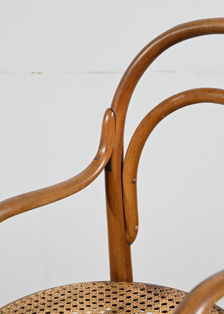 Früher 20. Jh. Kinderhochstuhl aus gebogener Buche von Michael Thonet ...