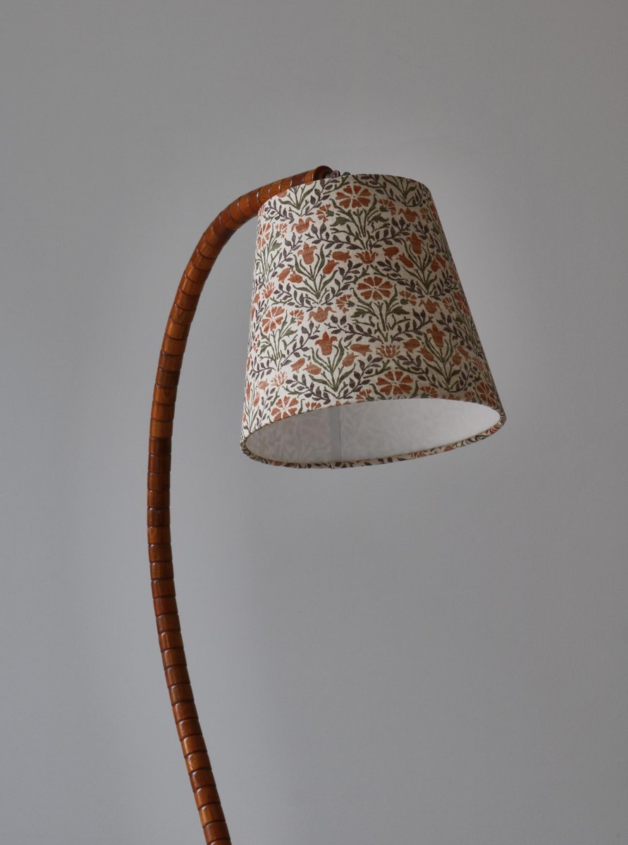 Swedish Art Deco Floor Lamp in Patinated Elm with William Morris Shade ...