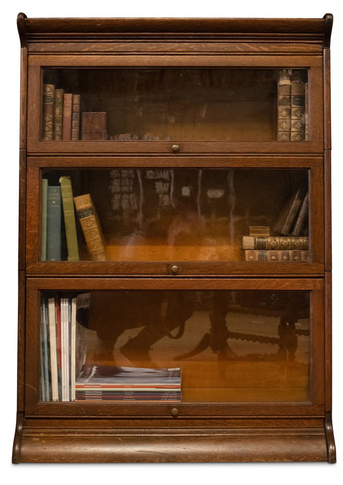 Sectional Glazed Three-Tier Bookcase in Oak, 1920s for sale at Pamono