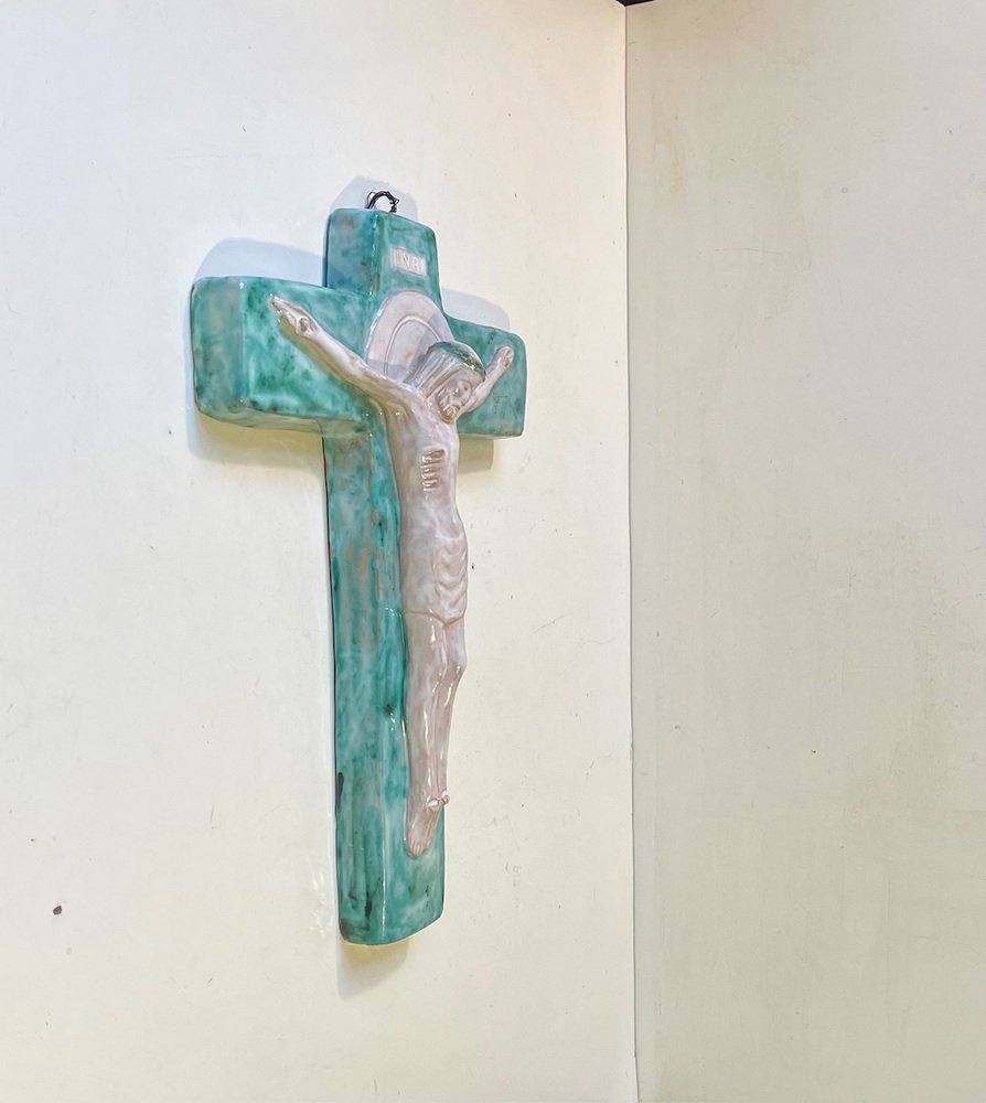 Italian Inri Crucifix in Glazed Ceramic, 1930s for sale at Pamono