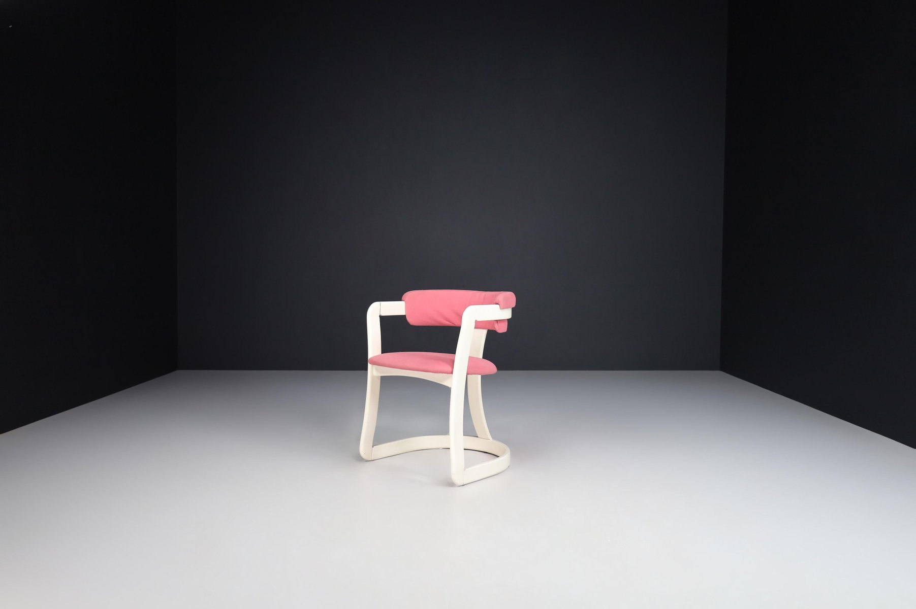 Curved-Shaped Dining Chairs in White Lacquered Wood and Upholstery ...