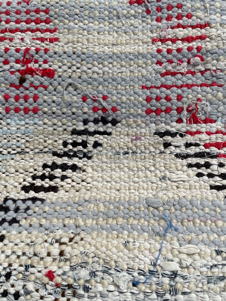 Vintage Moroccan Traditional Handwoven Berber Rug, 1980s for sale at Pamono