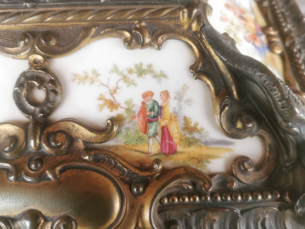 Hand-Painted Limoges Ceramic Treasure Box for sale at Pamono