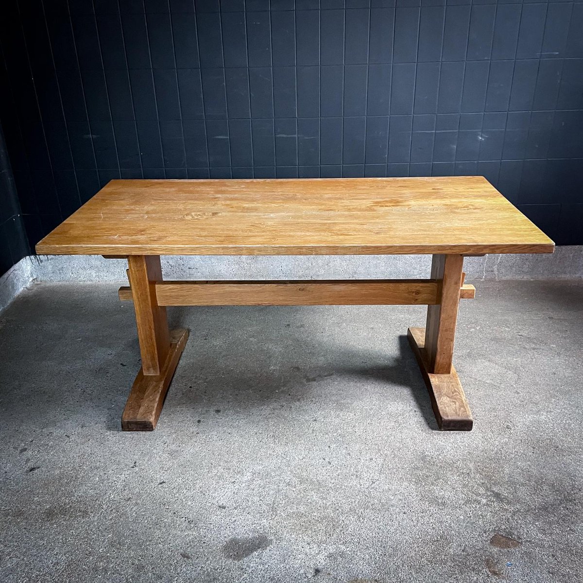 Mid-Century Oak Monastery Dining Table for sale at Pamono