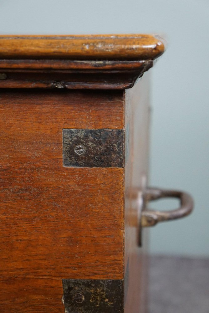 Large 18th Century English Colonial Chest with Padlock for sale at Pamono