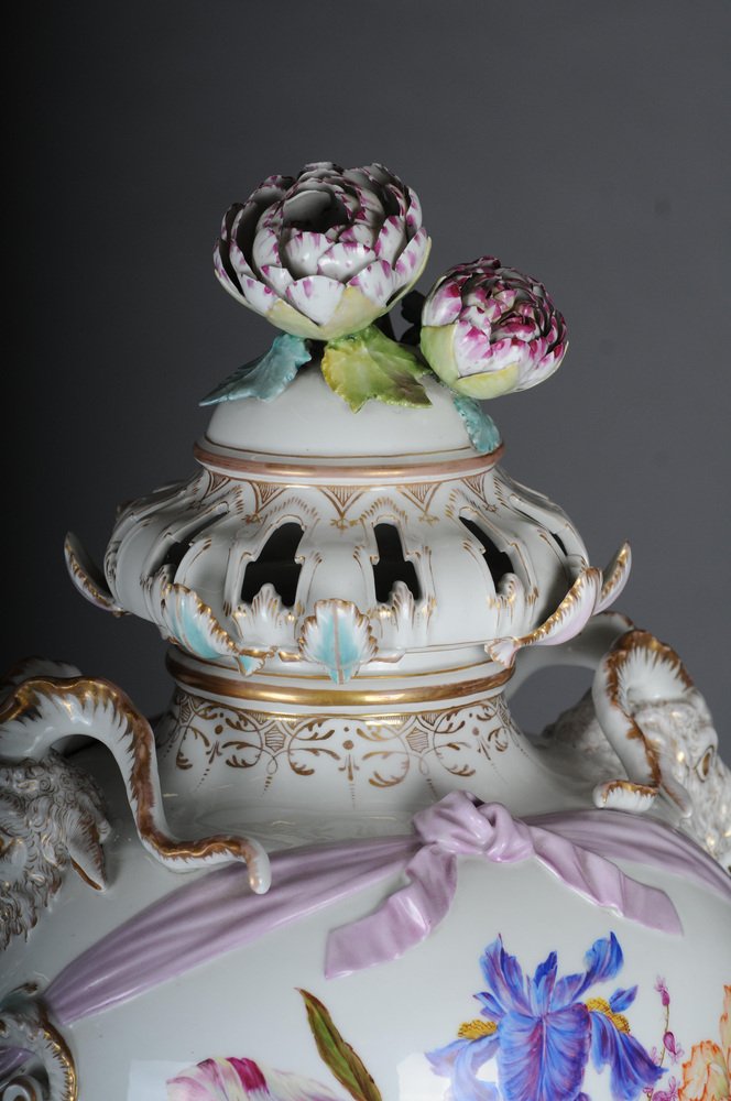 Antique Potpourri Vase with Watteau Scenes from KPM Berlin, 1830s for sale at Pamono