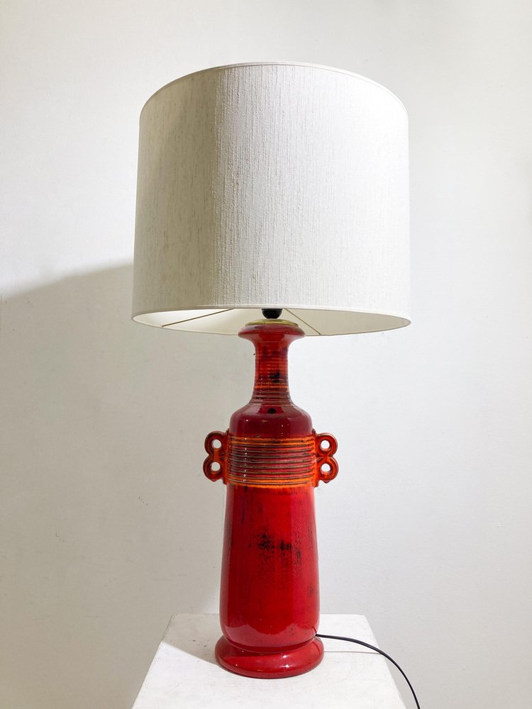Mid-Century Modern Red Ceramic Desk Lamp for sale at Pamono