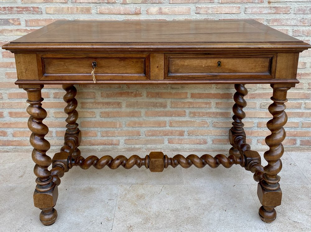 Early 19th Century French Walnut Worktable for sale at Pamono