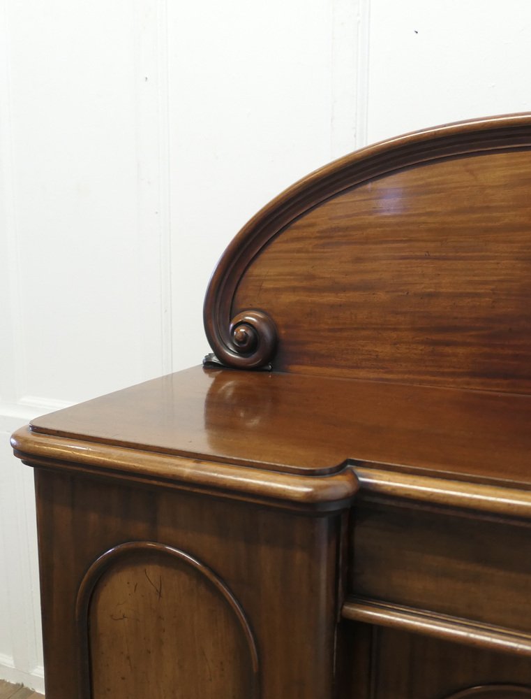 Medium Size Victorian Sideboard for sale at Pamono