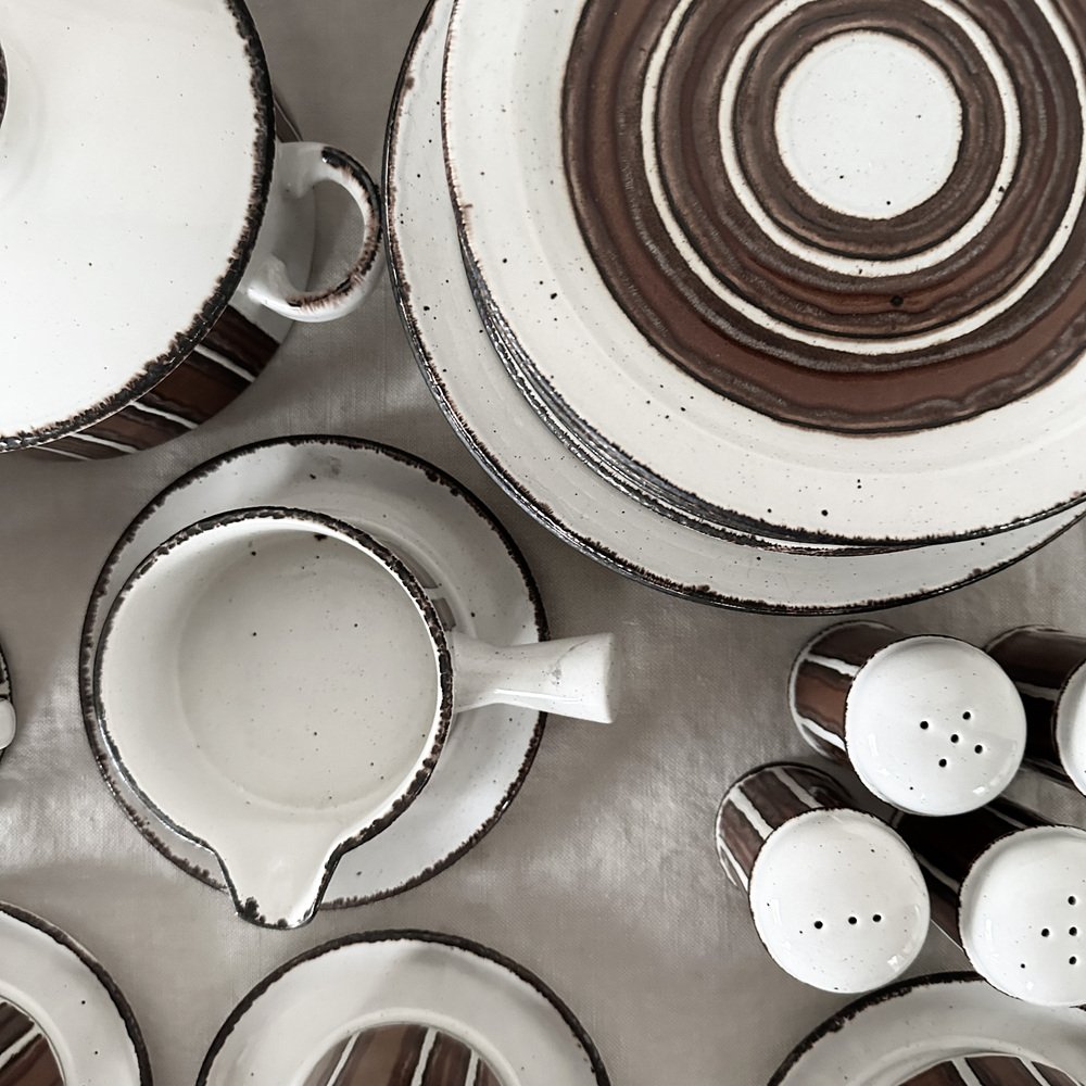 Vintage Dinnerware, 1970s, Set of 61 for sale at Pamono