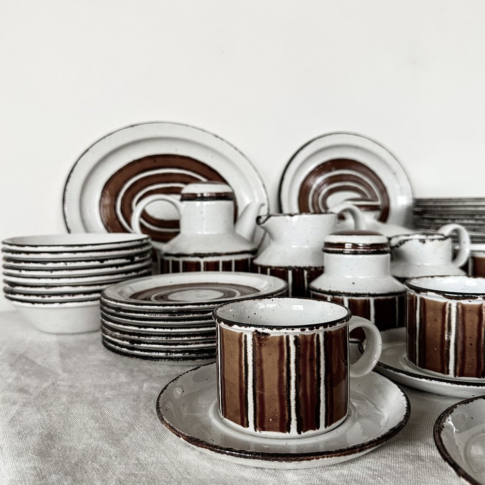 Vintage Dinnerware, 1970s, Set of 61 for sale at Pamono