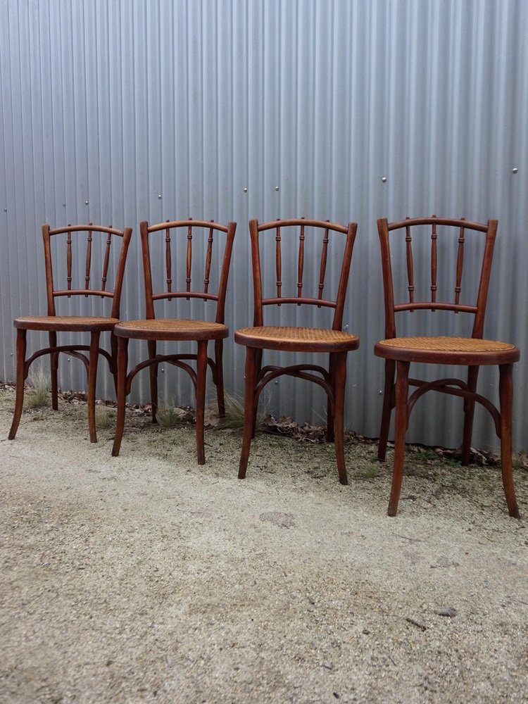 Chaises de Salle à Manger No. 66 de Thonet, Vienne, Autriche, 1910s, Set de 4 en vente sur Pamono