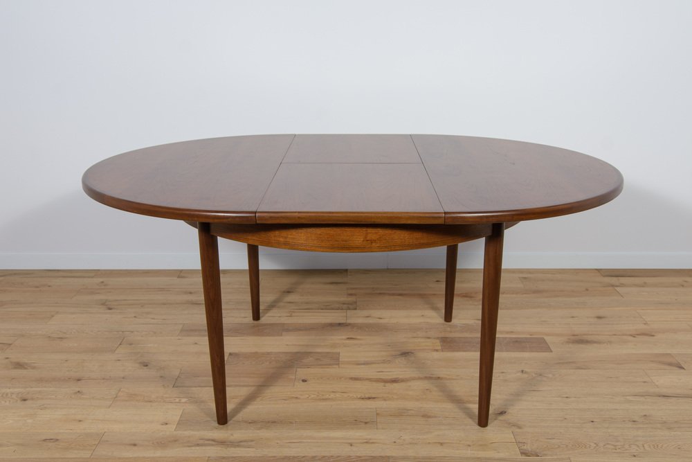 Mid-Century Teak Round Fresco Dining Table from G-Plan, 1960s for sale ...