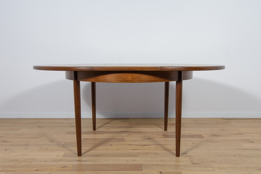 Mid-Century Teak Round Fresco Dining Table from G-Plan, 1960s for sale ...