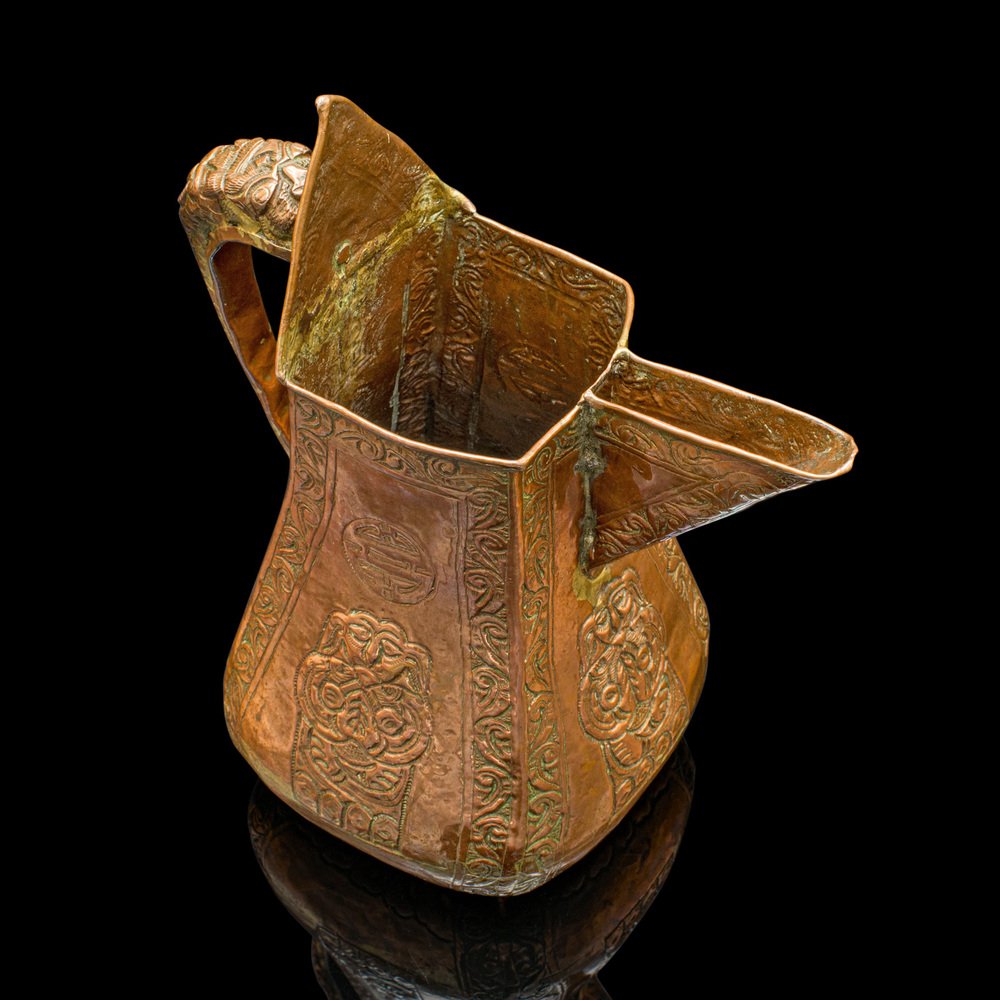 Antique Chinese Victorian Serving Jug in Copper for sale at Pamono