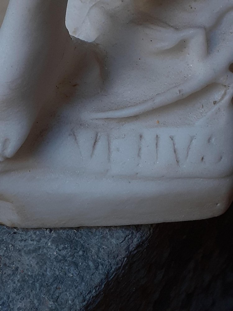 Venus Sculpture, 1800s, Marble for sale at Pamono