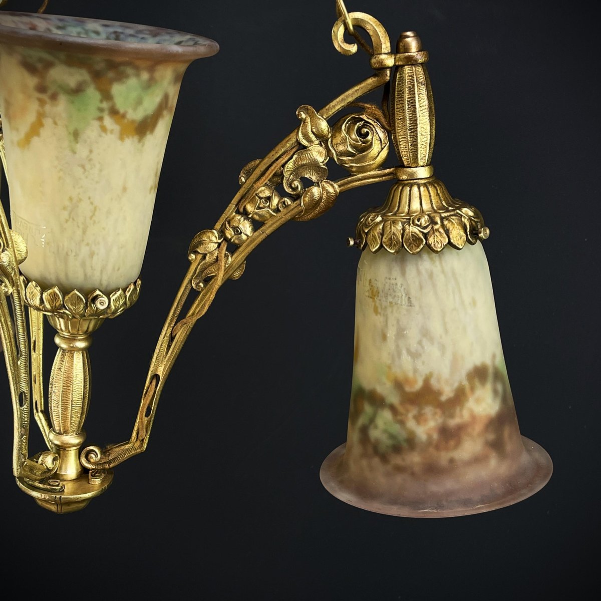 Art Deco Hanging Light from Muller Frères, 1930s for sale at Pamono