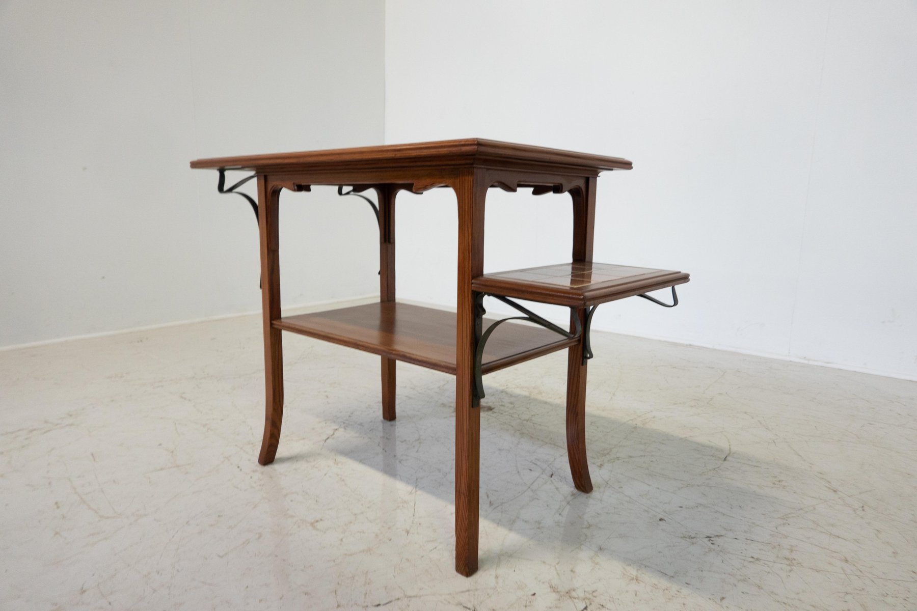 Art Nouveau Victor Horta Side Table, 1900s for sale at Pamono