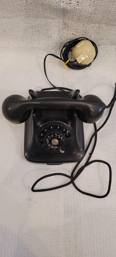 Vintage Swedish Phone in Bakelite attributed to Ericsson, 1950s for ...