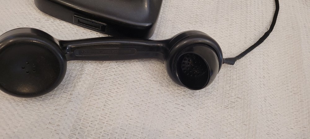 Vintage Swedish Phone in Bakelite attributed to Ericsson, 1950s for ...