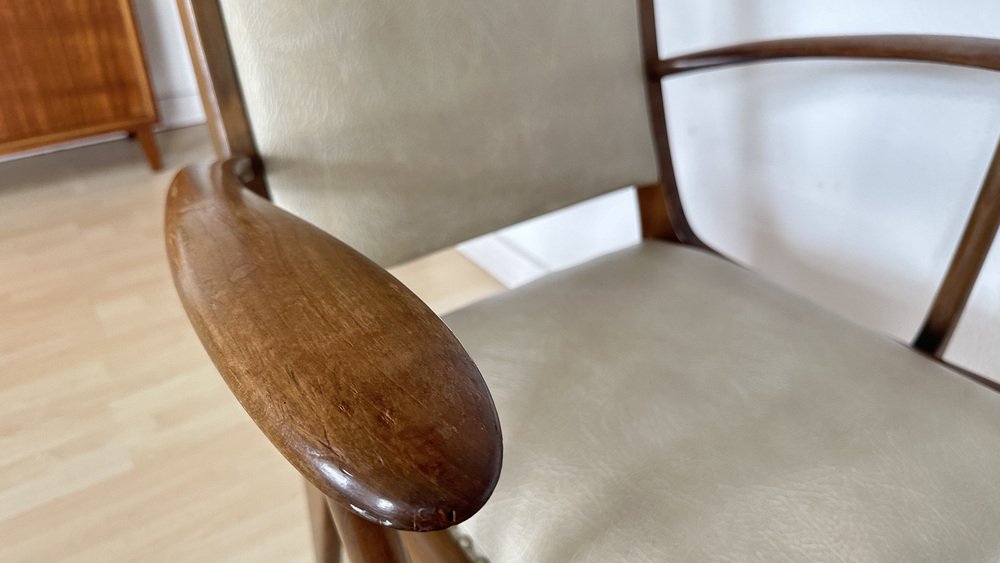 Vintage Judge's Chair, 1970s for sale at Pamono