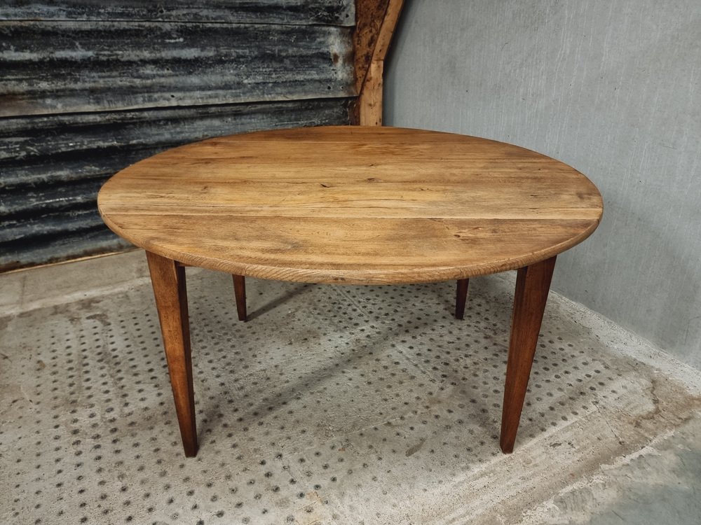 Round Table Dining Table in Oak, 1890s for sale at Pamono