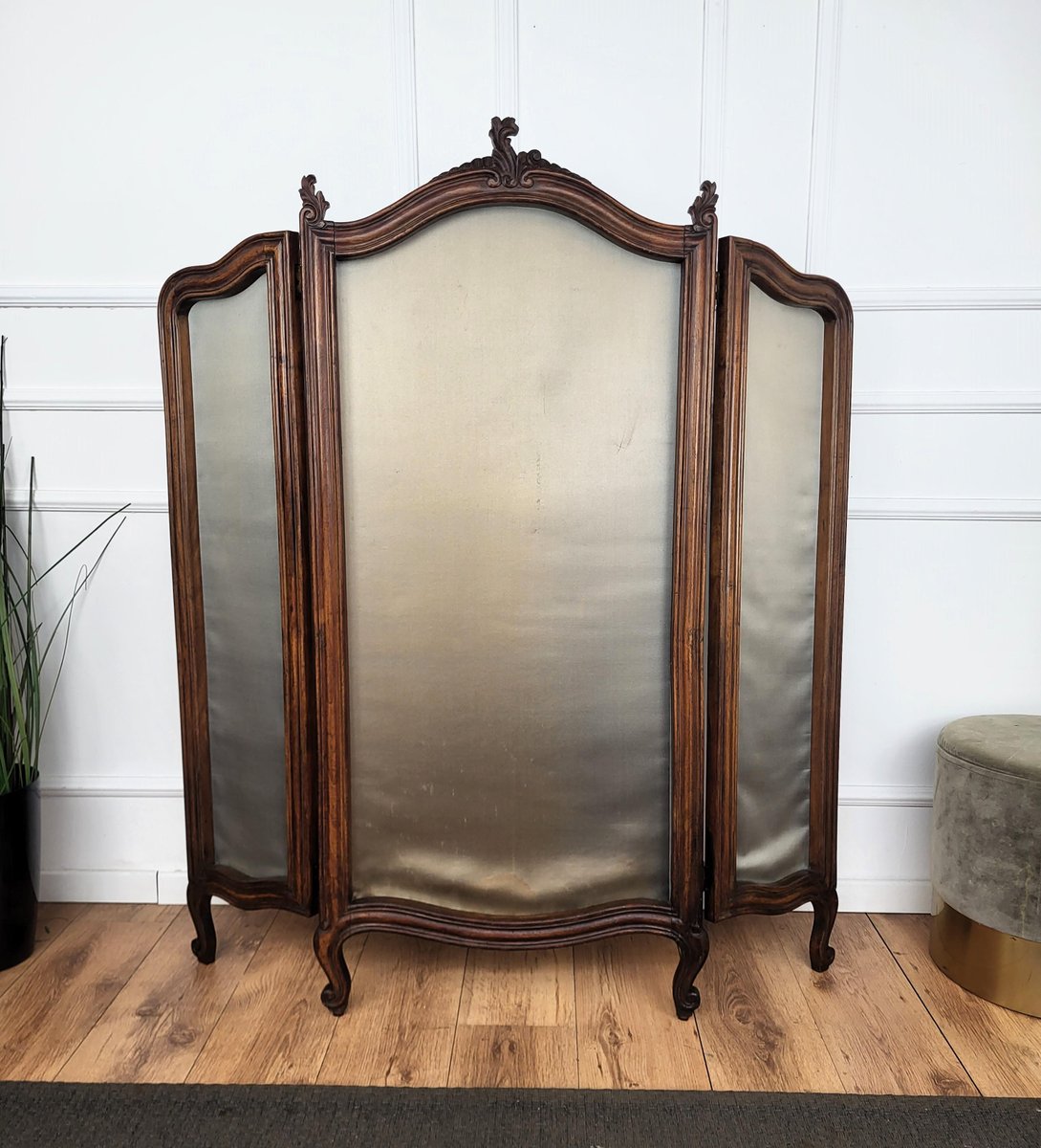 Antique Italian Carved Wood Screen Room Divider, 1890s for sale at Pamono