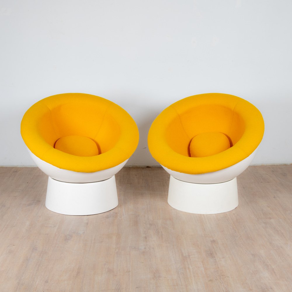 Set of French Fiberglass Sphere Chair, 1960 for sale at Pamono