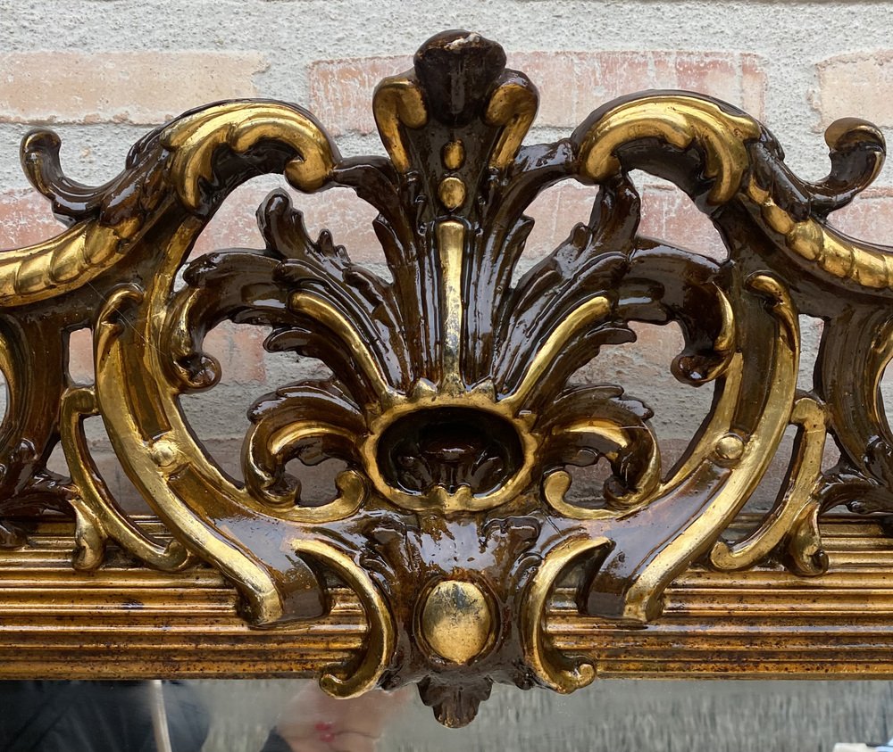 Large Antique Gold Leaf Ornate Carved Wall Mirror for sale at Pamono
