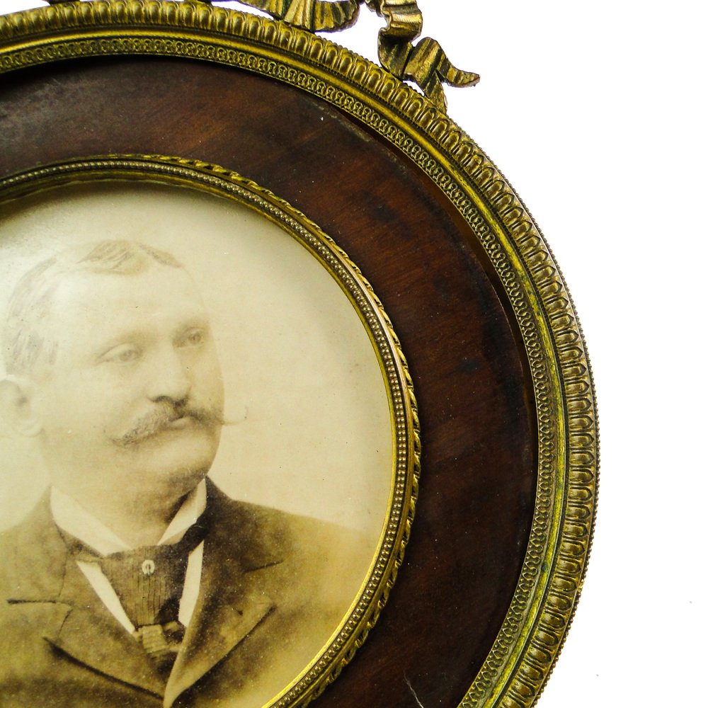 Vintage French Bronze Classicist Frame, 1890s for sale at Pamono