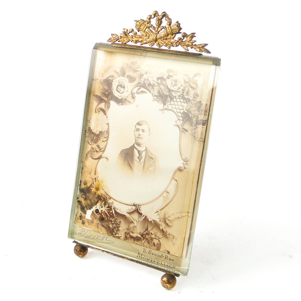 Art Nouveau Minimalist Frame, 1890s for sale at Pamono