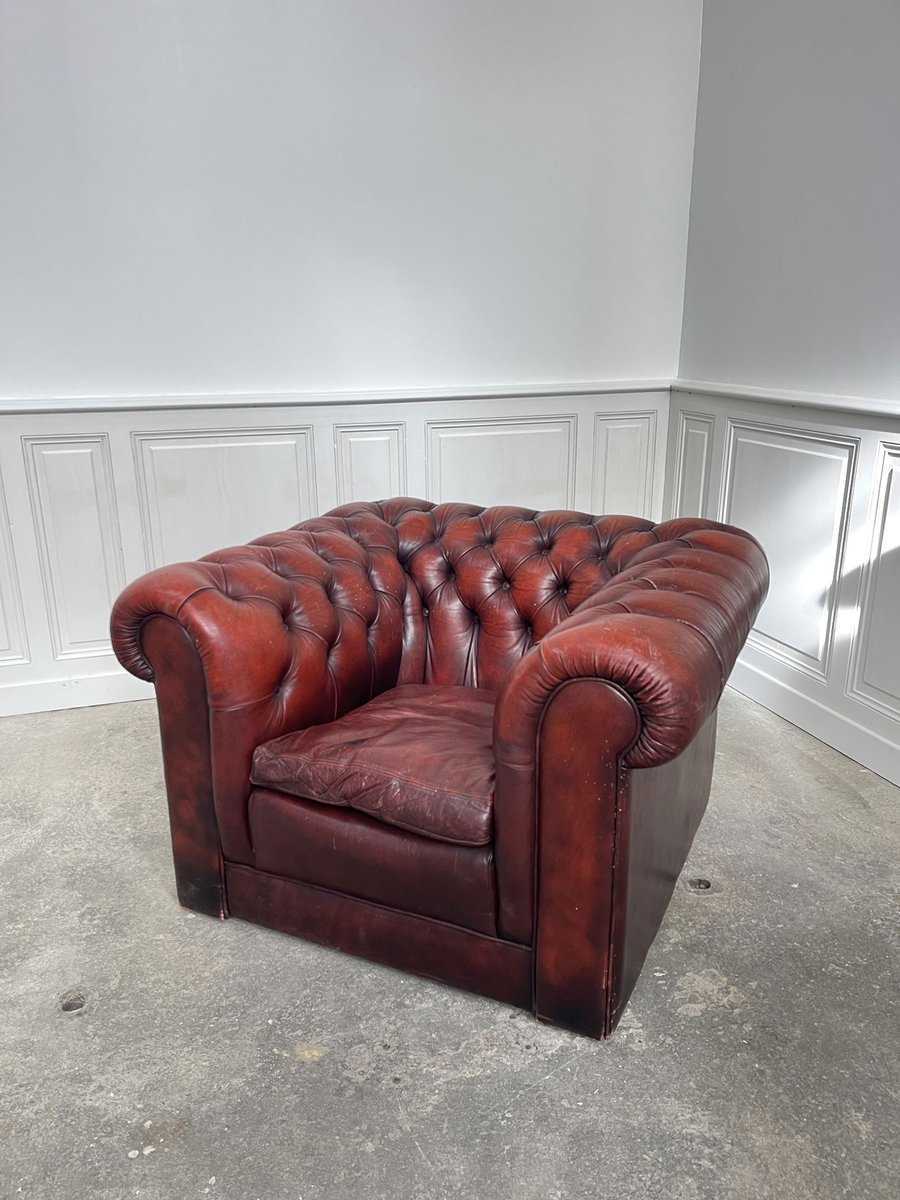 Vintage Chesterfield Chair, 1960s for sale at Pamono