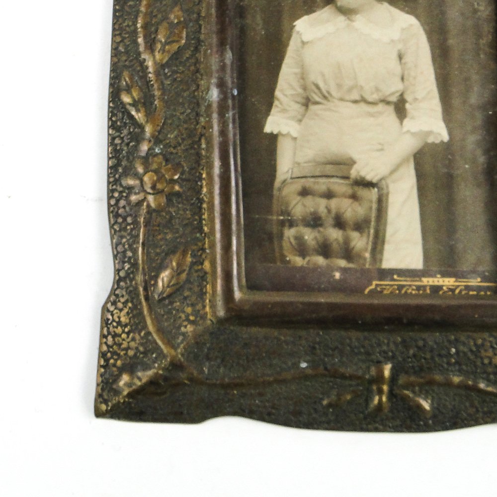 French Art Nouveau Frame, 1890s for sale at Pamono