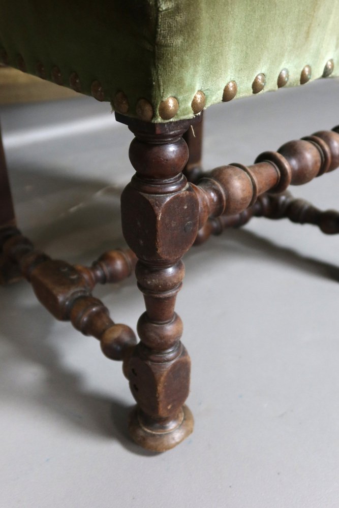 Louis XIII Chairs, 18th Century, Set of 8 for sale at Pamono