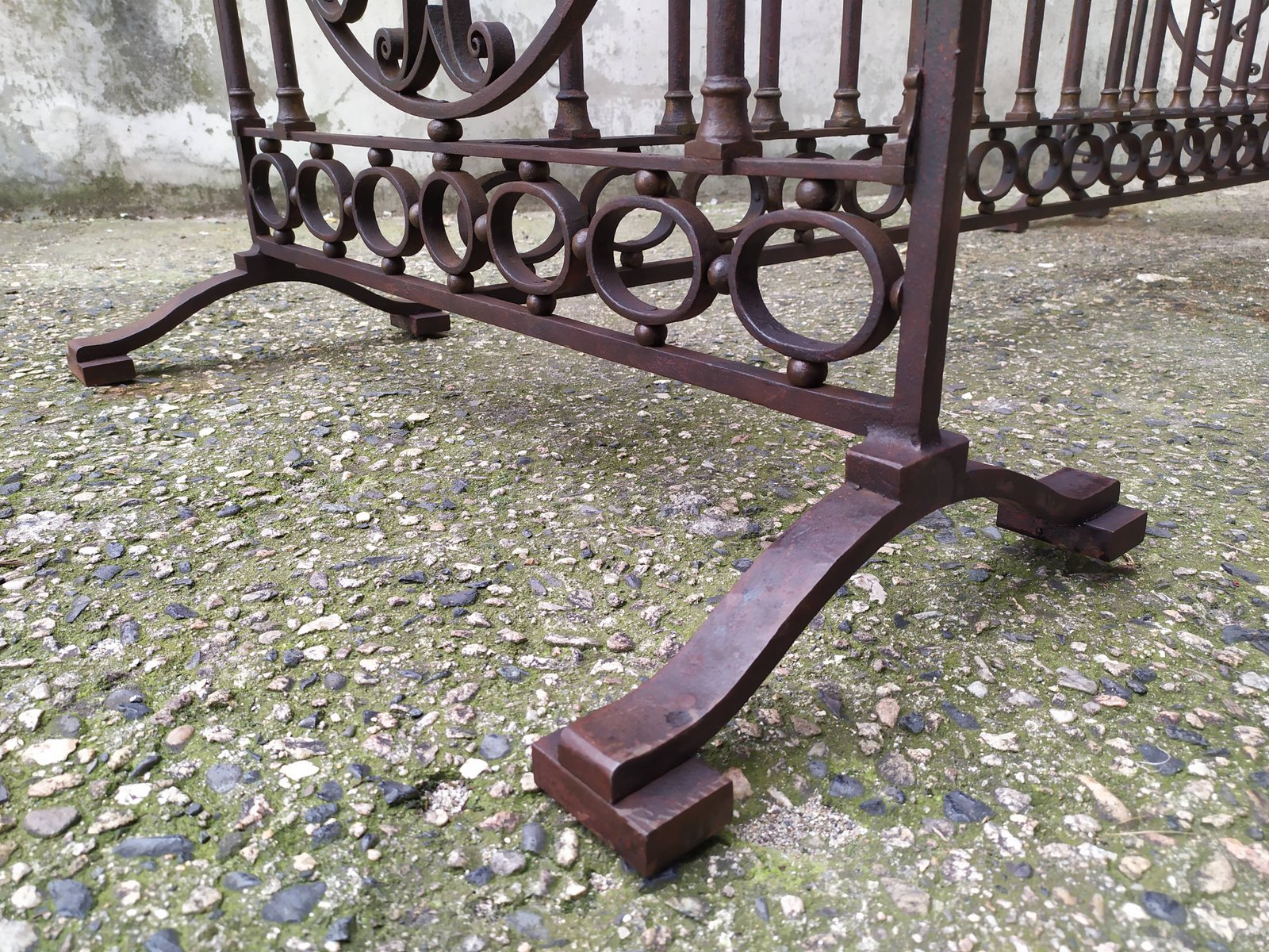 Antique Wrought Iron Table for sale at Pamono