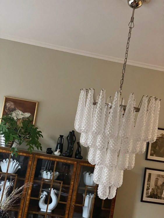 Medium Drop Murano Chandelier for sale at Pamono