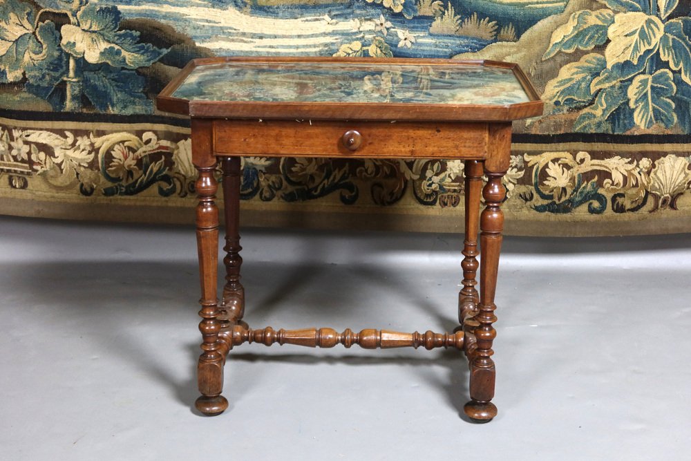 Louis XIII Cabaret Table for sale at Pamono