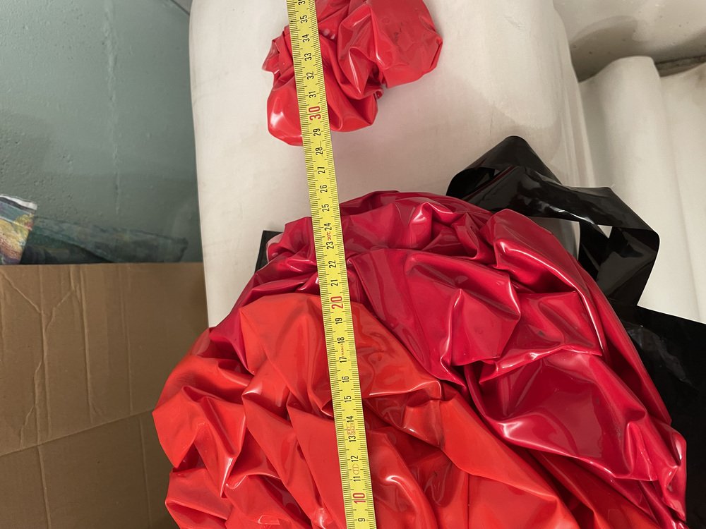 Mark Paron, Crinkle Sculptures, 1997, Vinyl, Set of 3 for sale at Pamono