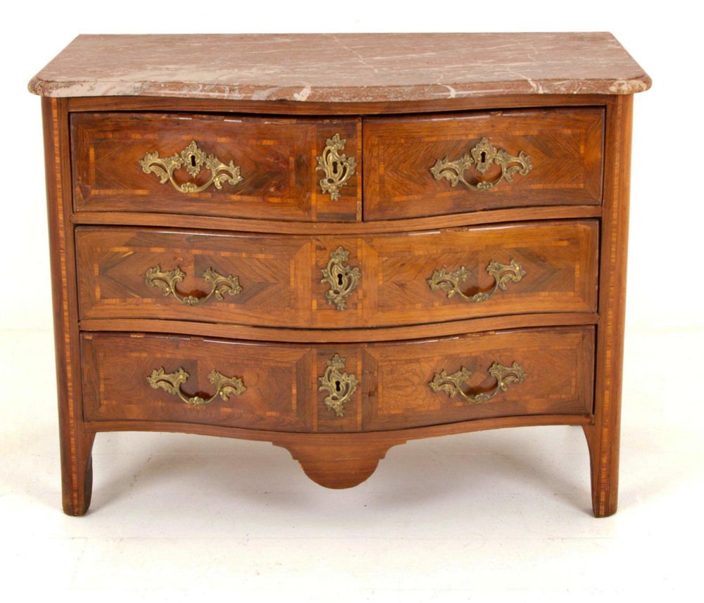 French Dresser, 18th Century for sale at Pamono