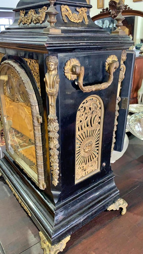 Large Victorian Desk Clock, 19th Century for sale at Pamono