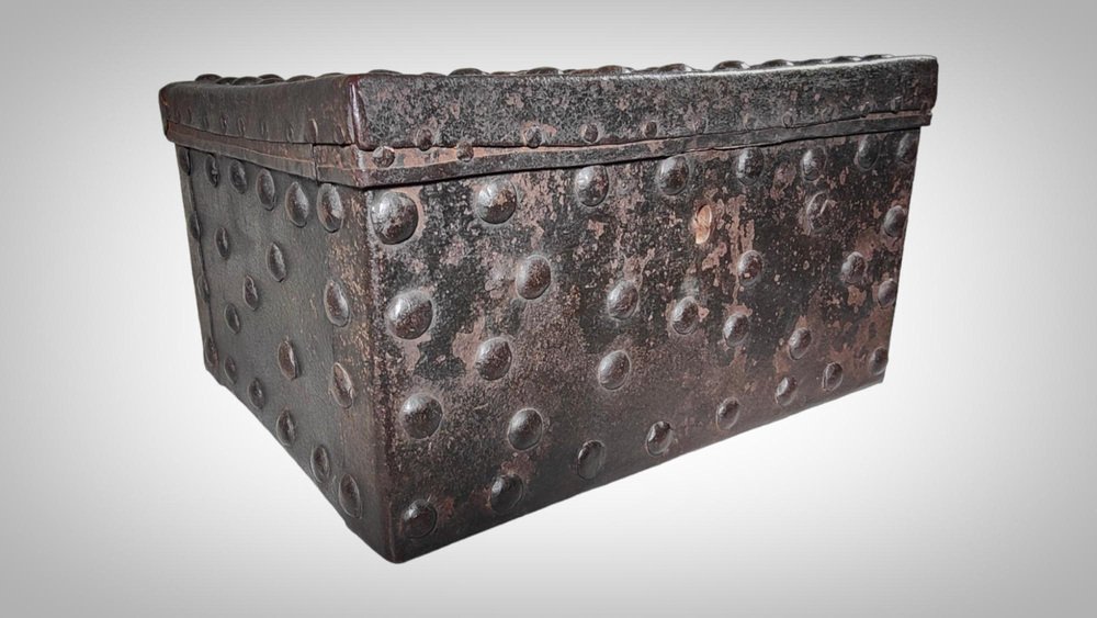 Wrought Iron Box, 18th Century for sale at Pamono