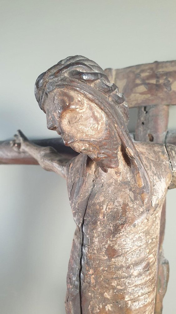 Romanesque Christ, 17th Century, Fruitwood for sale at Pamono